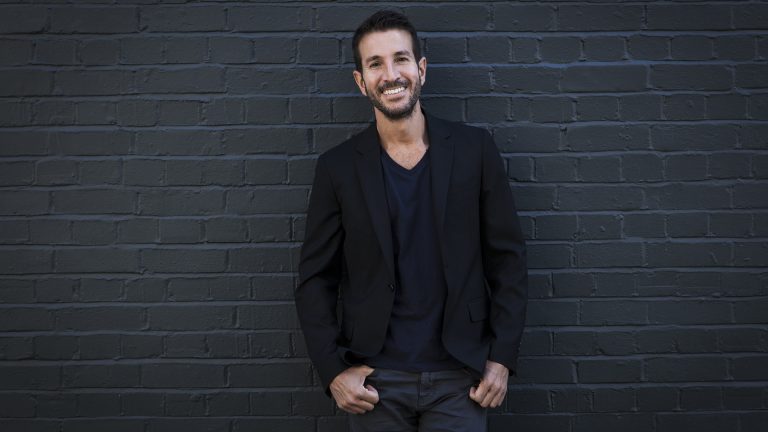 Alex Michaelides On Writing “The Silent Patient,” Uma Thurman’s Advice ...